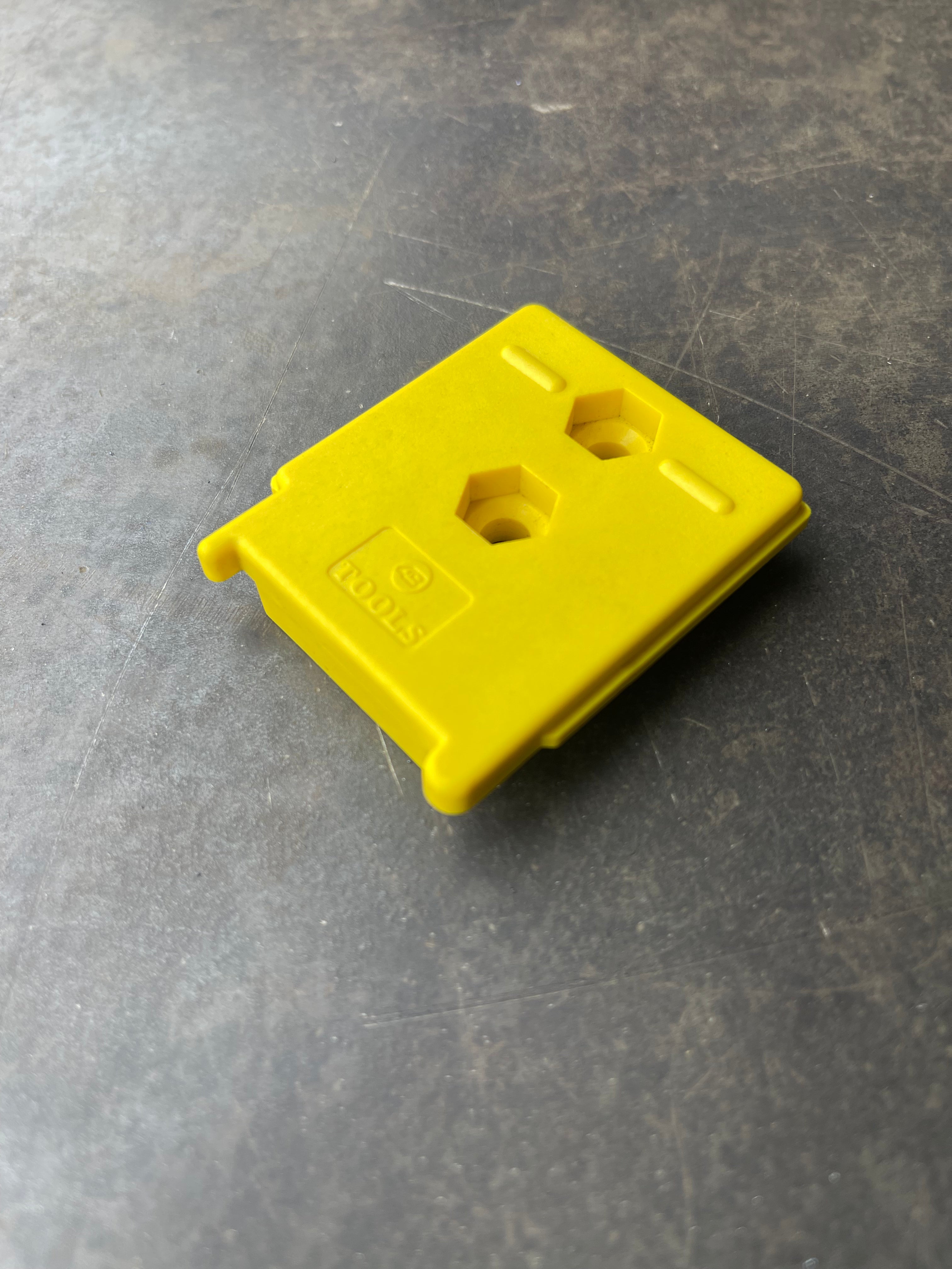 48TOOLS Dewalt Skin Holder – Ez Slide